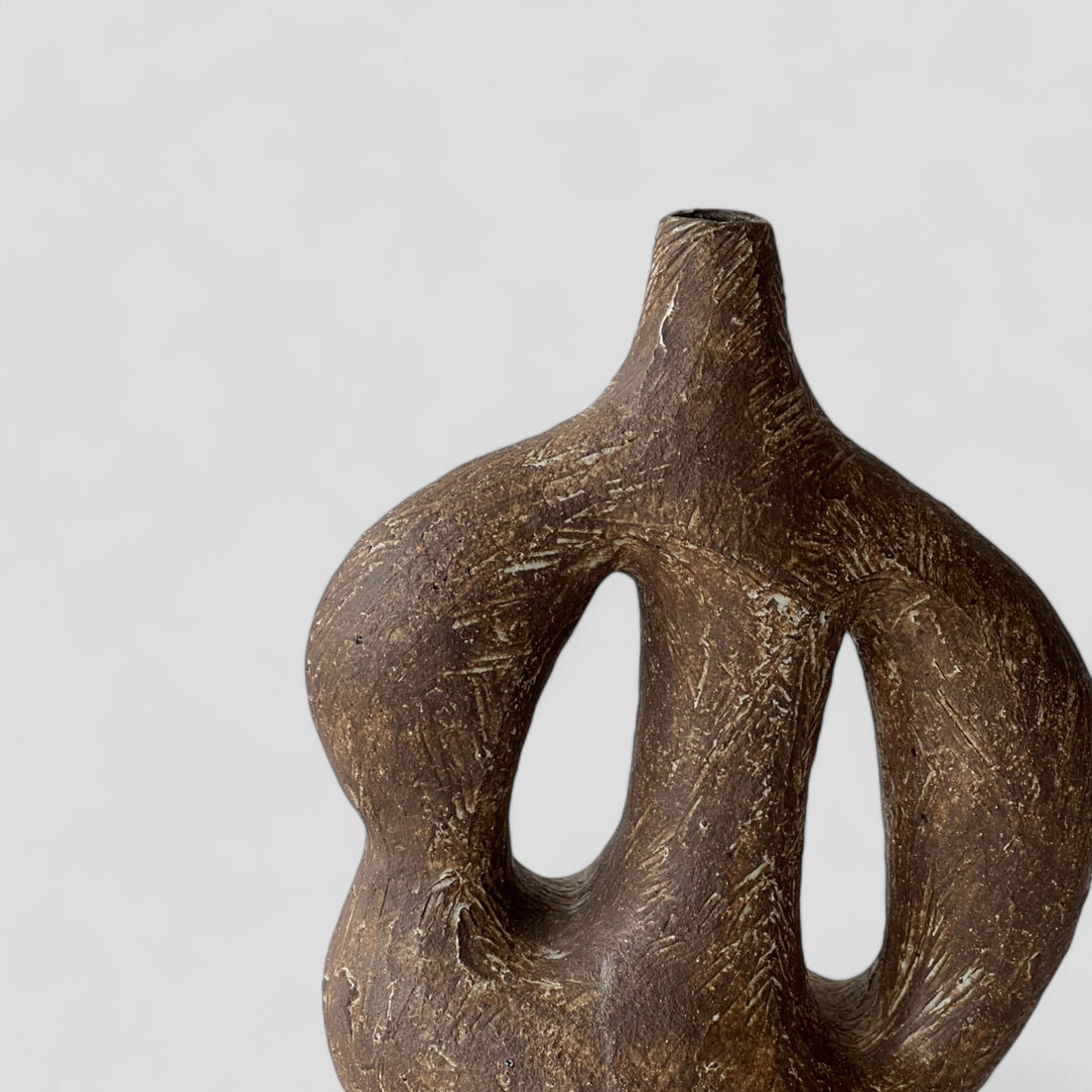 Viv Lee for Volume Ceramics - unique sculptural vases – Volume ceramics