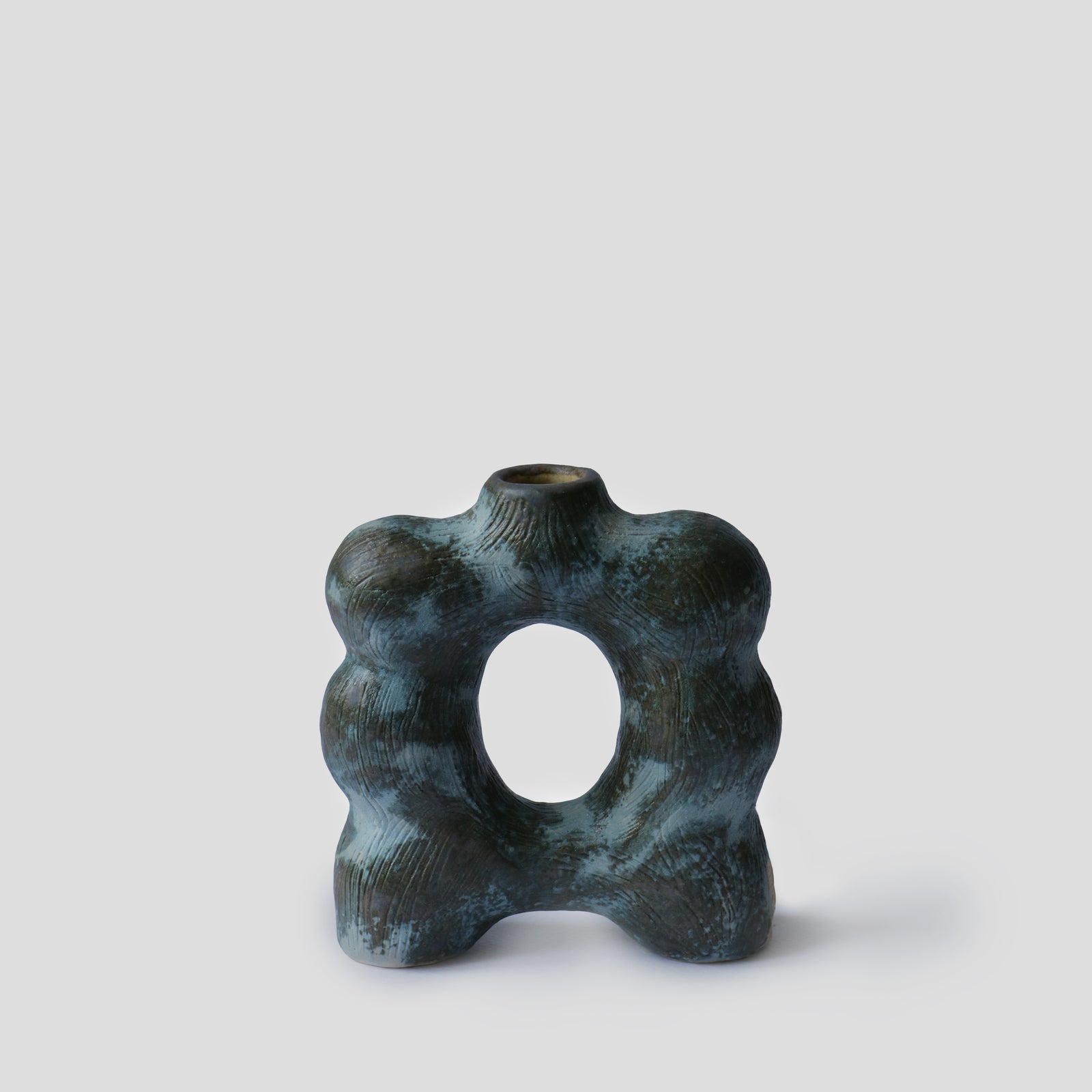Miwa Neishi – Volume ceramics