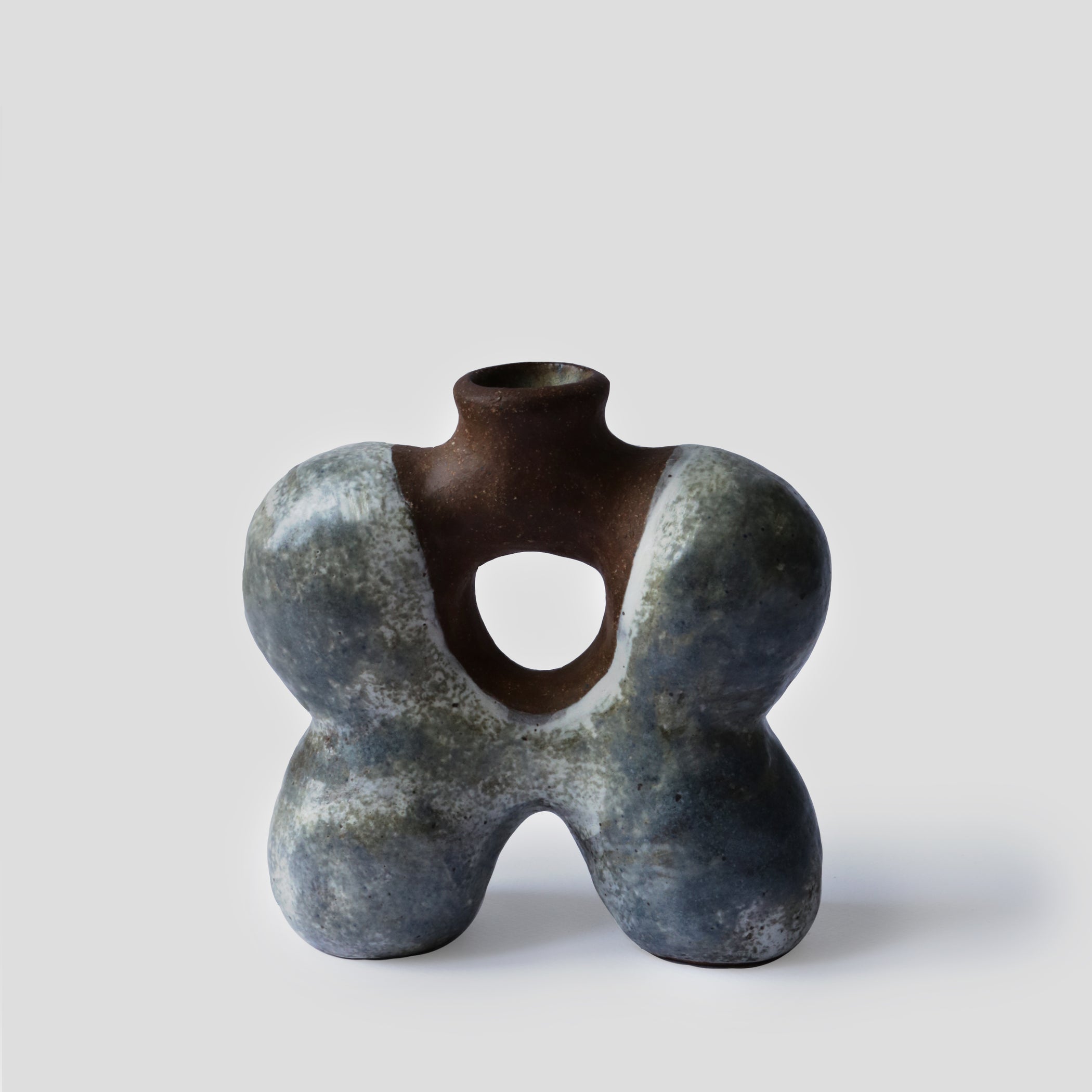 Miwa Neishi – Volume ceramics