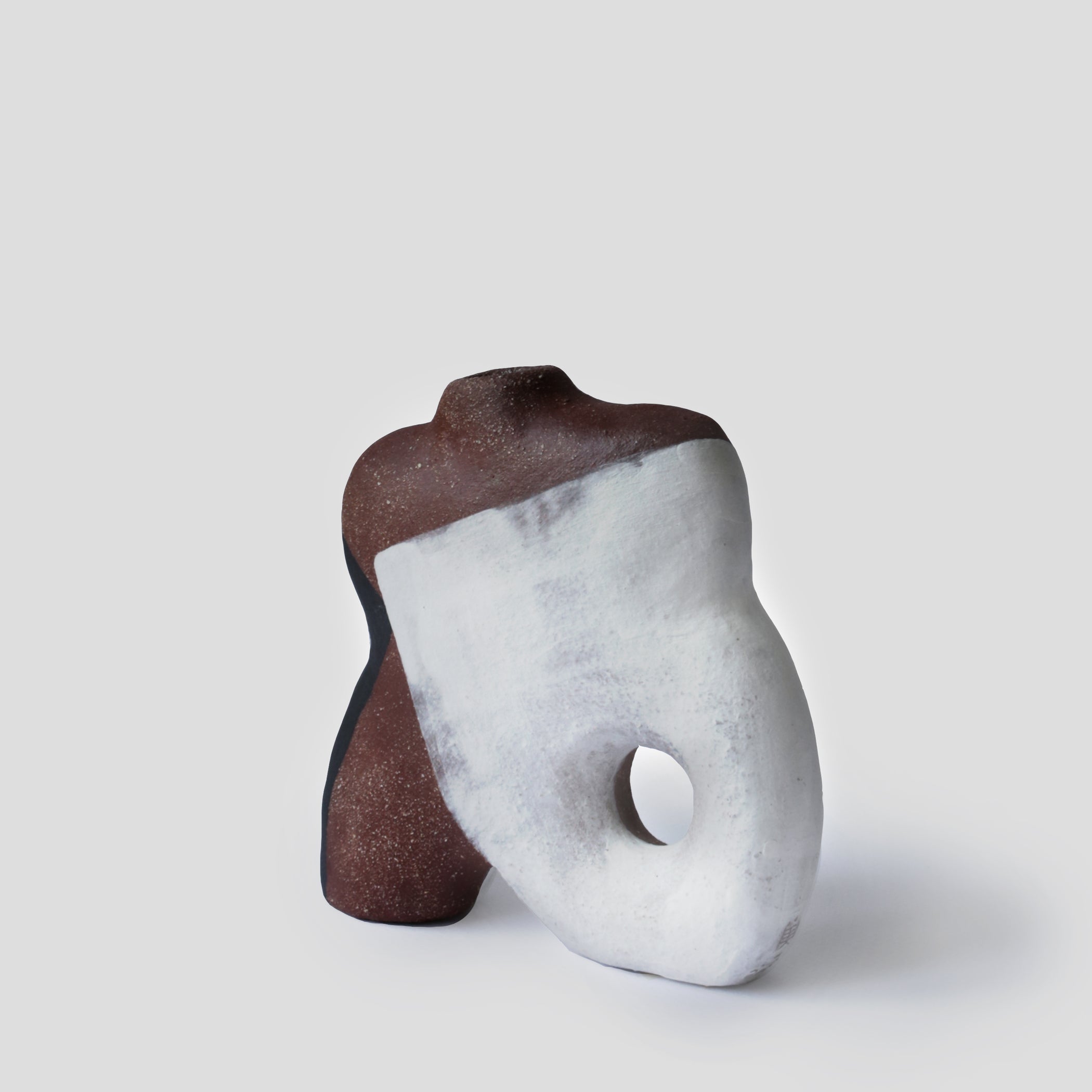 Miwa Neishi – Volume ceramics